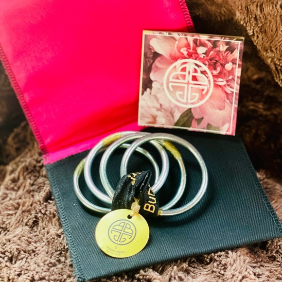 BuDha Girl | Jewelry | Budha Girl Moon All Weather Bangle Set Nwt Size ...